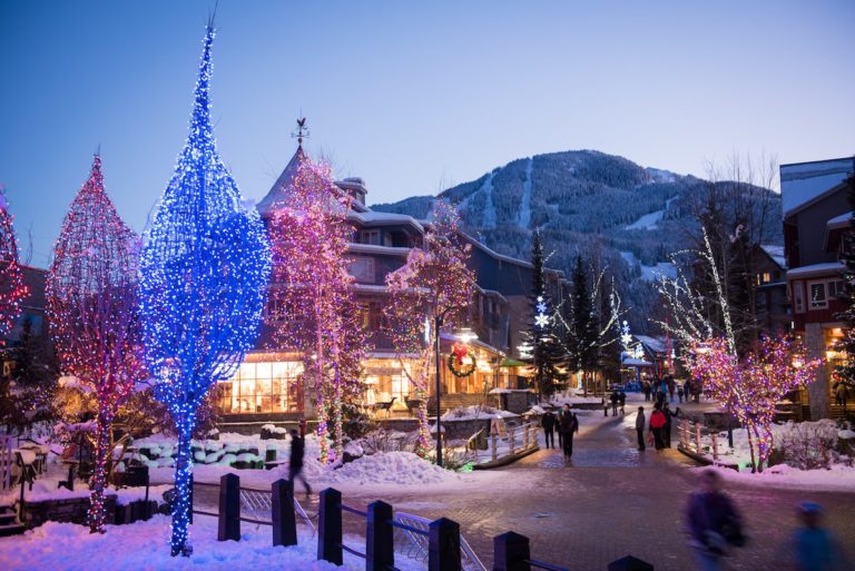Christmas in Canada - Must Do Canada
