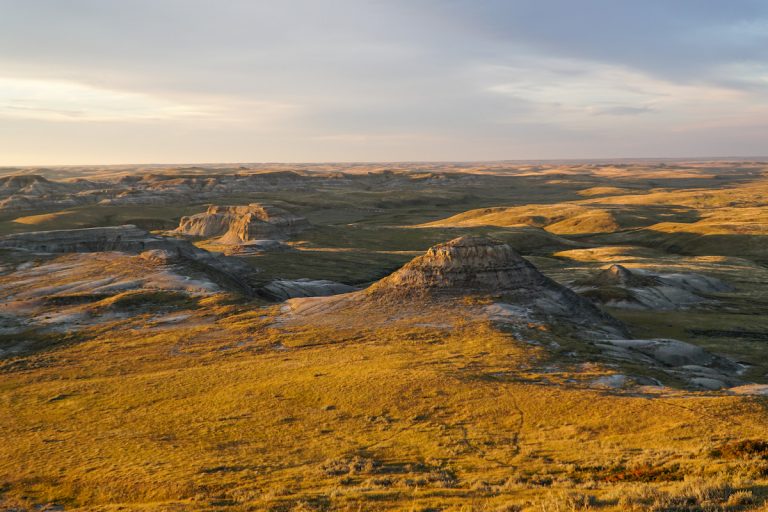 Exploring Grasslands National Park, Saskatchewan - Must Do Canada