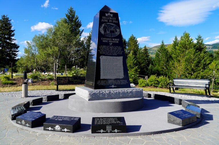 The Best Things to Do in Crowsnest Pass Alberta - Must Do Canada