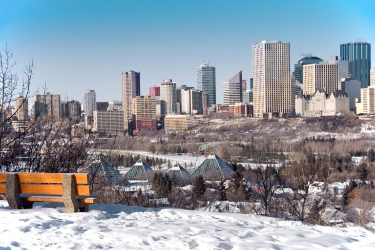 Things to Do in Edmonton in Winter - Must Do Canada