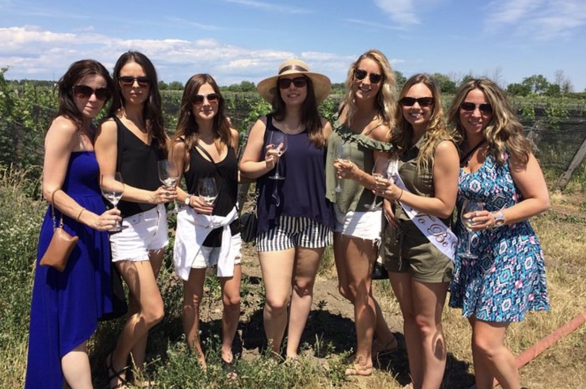 9 of the Best Niagara Wine Tours - Must Do Canada