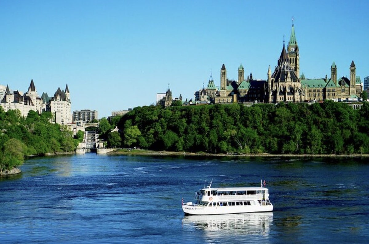 18 of the Best Ottawa Tours - Must Do Canada